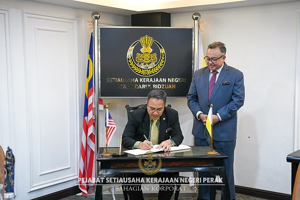 Courtesy Call By State Education Department Director On State Secretary ...